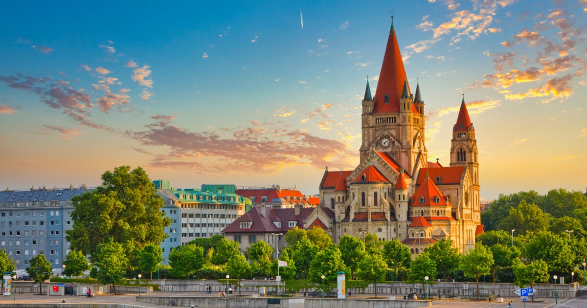 Austria Archives • The Flight Expert